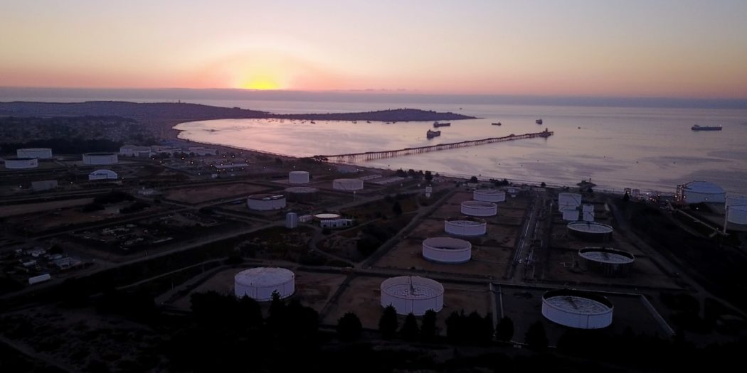 Terminal Marítimo Quintero logra aprobación de la Armada para maniobra ...