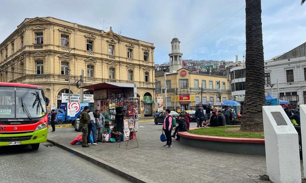 Carabineros de la SIP detuvo a tres sujetos en plena transacción de ...