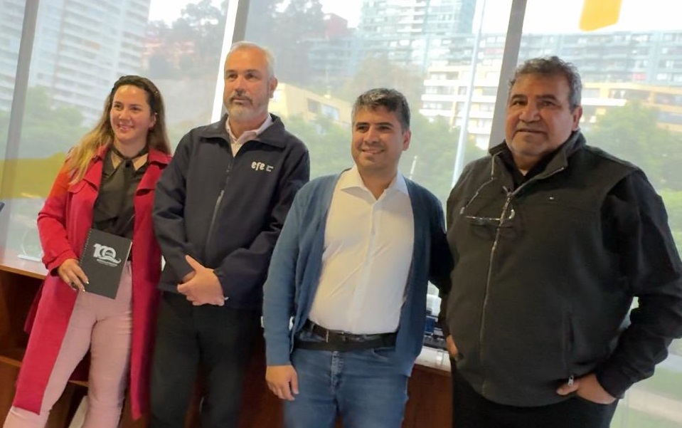 Diputado Tomás Lagomarsino y Cámara de Comercio de Valparaíso se reúnen con EFE para gestionar ...